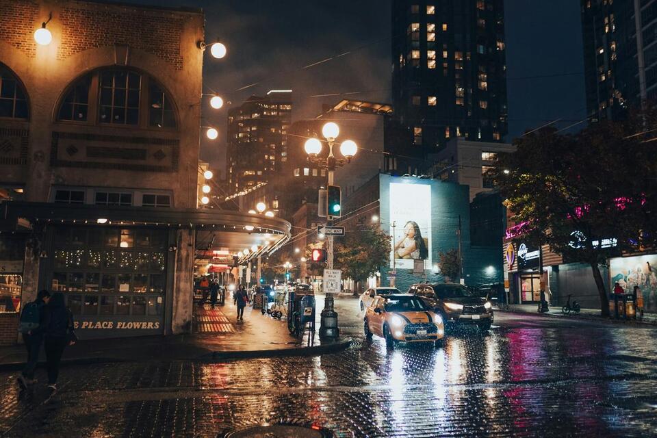 Living in Seattle? Here’s What It’ll Cost You in 2025 - NewsBreak