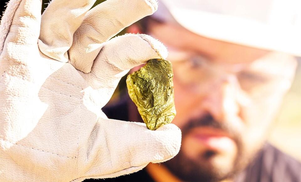 Scientists learn how gold nuggets are created in a matter of seconds ...