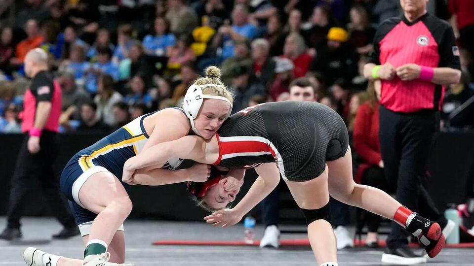 Iowa HSSA: Molly Allen finishes high school wrestling career 103-0 with ...