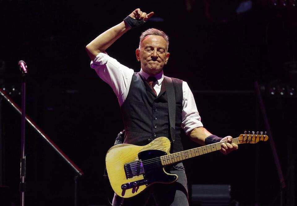 Bruce Springsteen 2026 tour dates for NJ, NY, Philly - NewsBreak