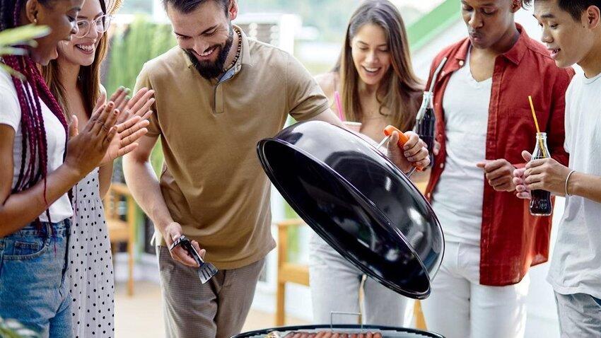 Want to host a barbecue on a budget? 5 tips to save money when grilling ...