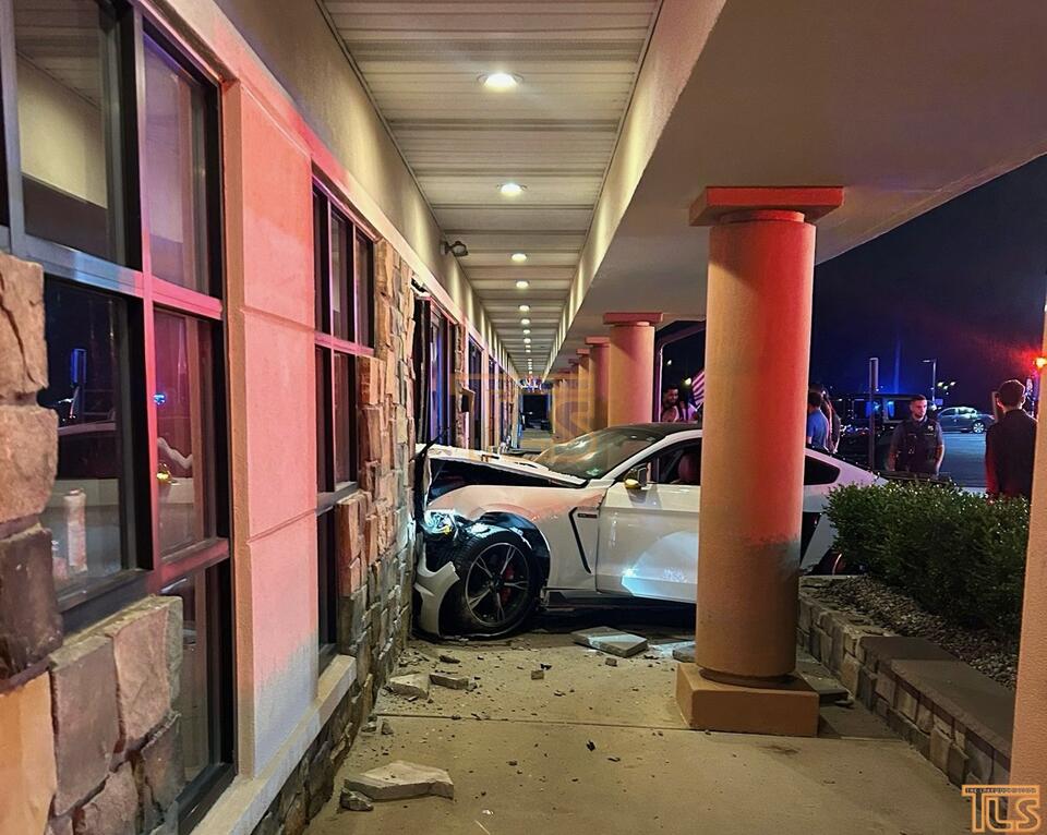 PHOTOS: Car Crashes Into Shop in Lakewood - NewsBreak