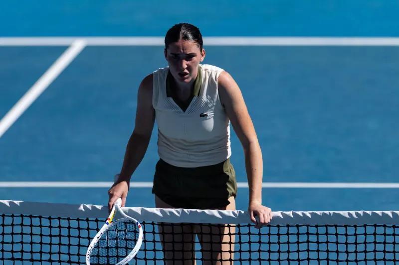 Elsa Jacquemot’s Coach Walks Out After Bizarre Mid-Match Confrontation ...