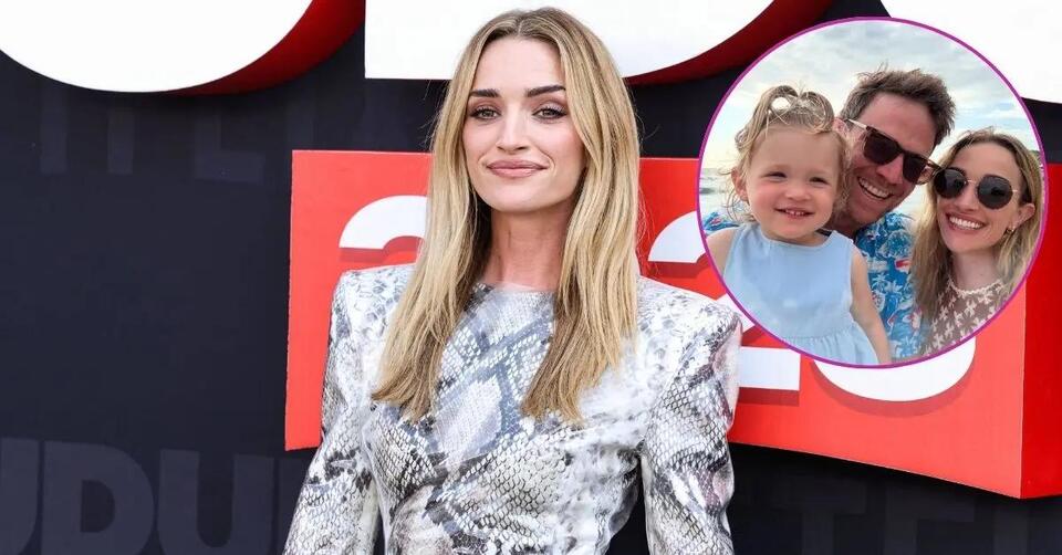 Does 'Ginny & Georgia' Star Brianne Howey Have Kids? Meet Her Daughter ...