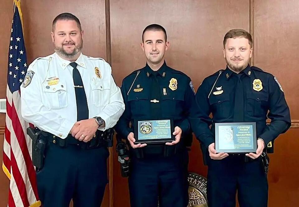 Lifesaving Award presented to 2 Tazewell Police Officers - NewsBreak