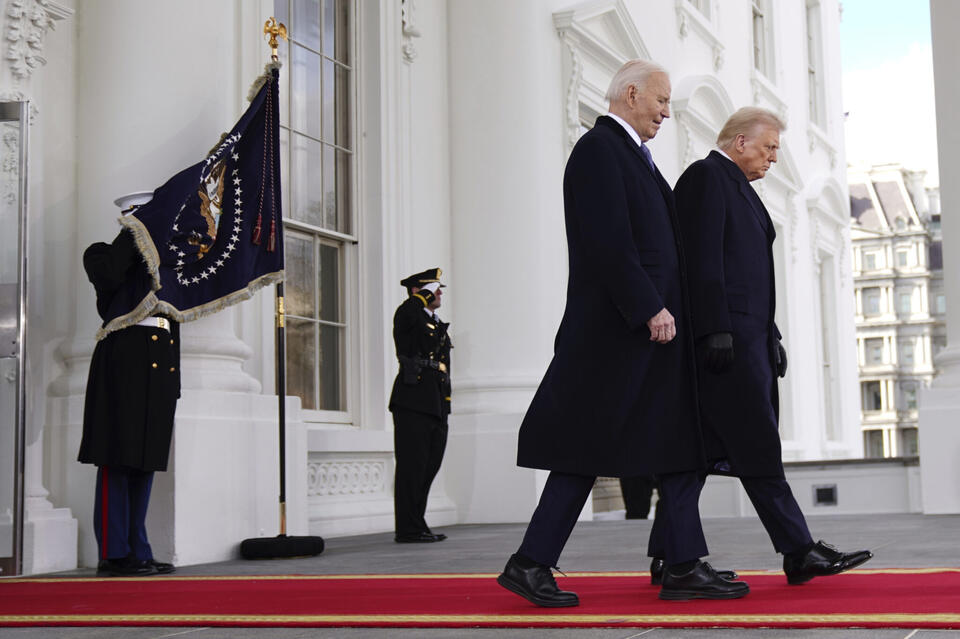 Trump’s Inauguration Ratings Down Bigly From Biden’s - NewsBreak