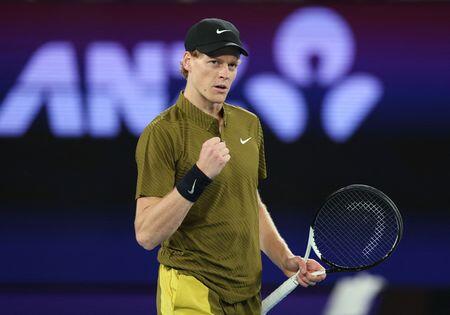 HIGHLIGHTS-Tennis-Australian Open day seven - NewsBreak