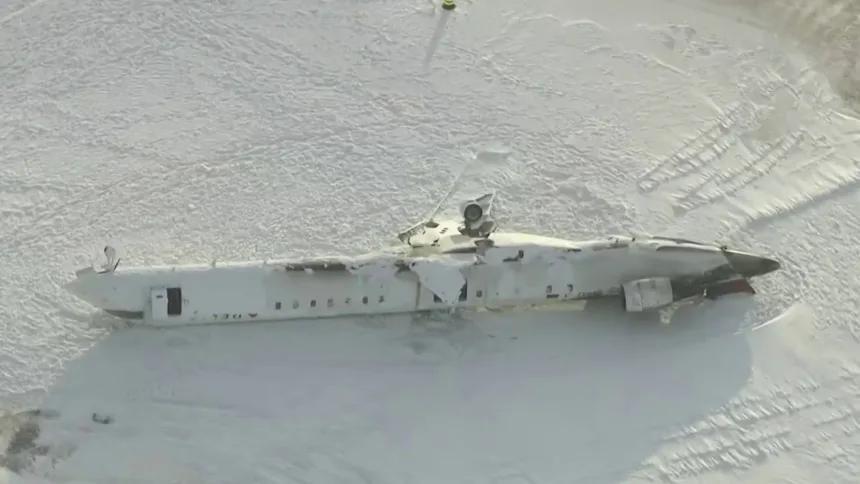 Passenger on flipped Delta jet recalls being upside down and 'hanging ...