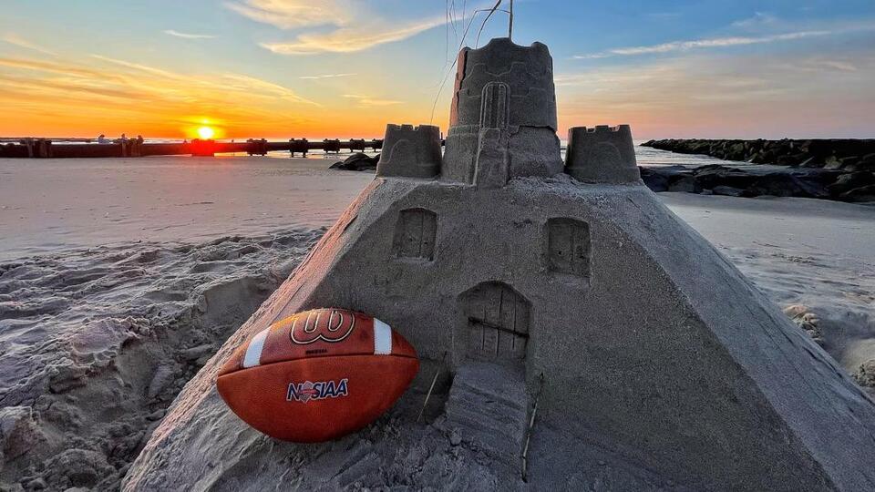 Moye accounts for four touchdowns, Pingry defeats Poly Prep (NY ...