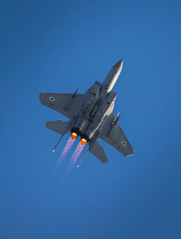 Boeing to show off an all-new classic fighter-jet this week at Spirit ...