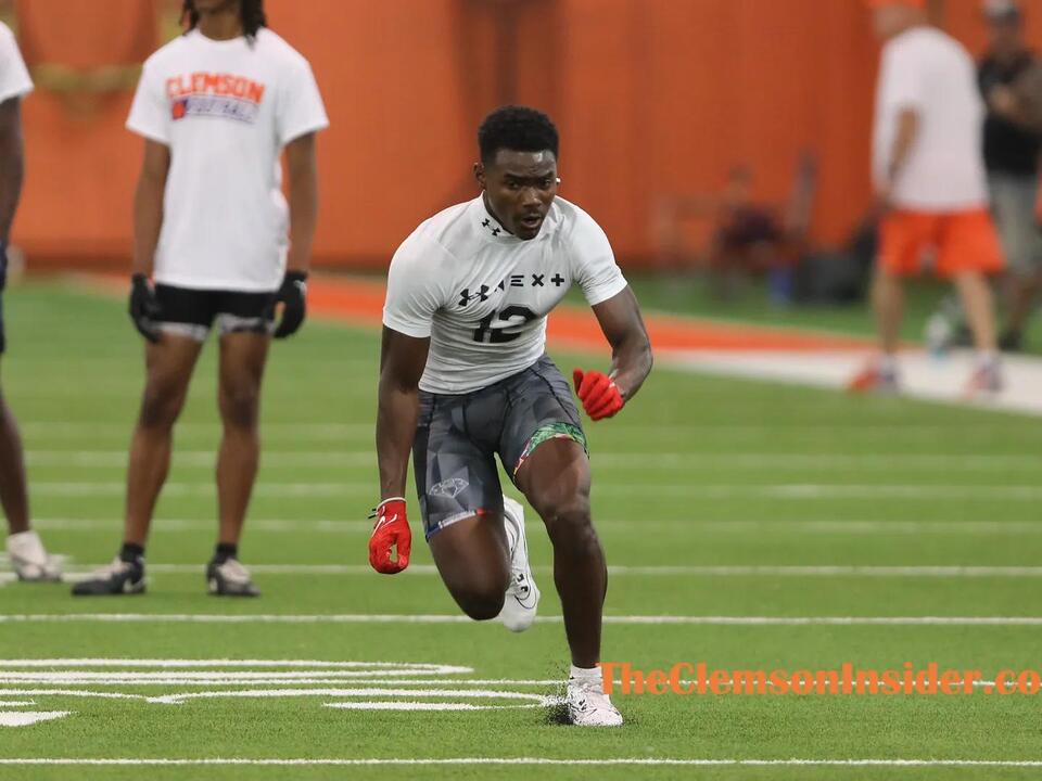 Clemson Offers 4-Star WR, New SEC Decommit