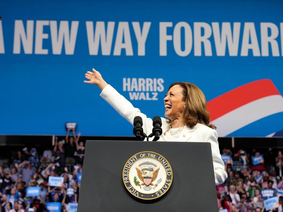 Harris’s campaign embraces ‘underdog’ label – even as polling shows her ...