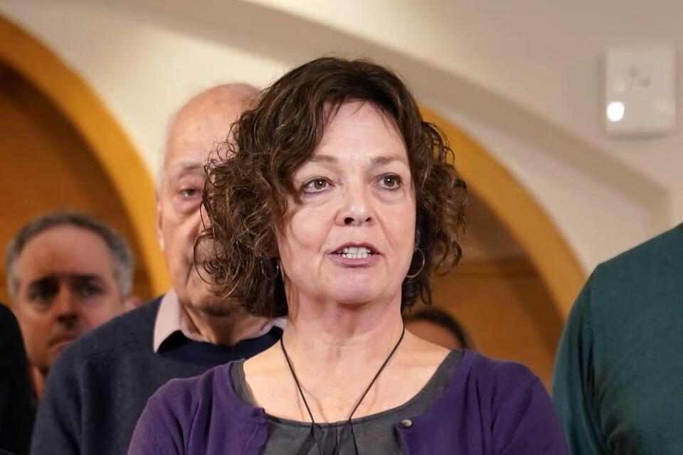 Ruth Perry’s sister says Ofsted reforms put school leaders ‘at risk of ...