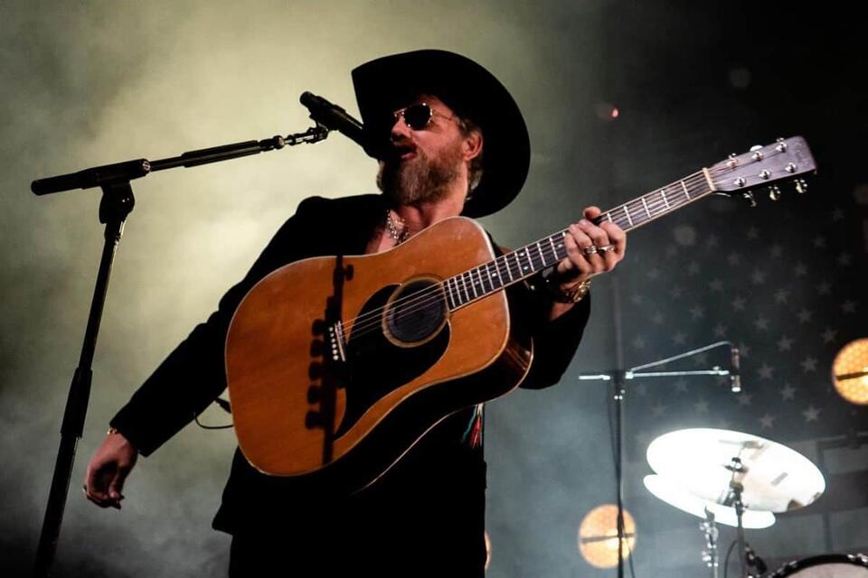 ERNEST Releases ‘Lorelei,’ Offering Fans a Sun-Soaked Taste of His ...