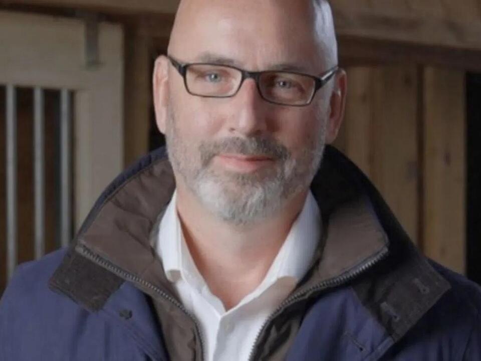 Barger beats incumbent Gregory for 80th District's Republican nomination
