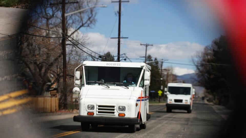 Mailman says he never pepper-sprayed dog in federal trial over asthma ...