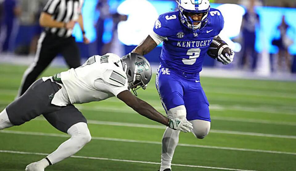 South Carolina vs. Kentucky Prediction, Odds, Picks - September 27 ...