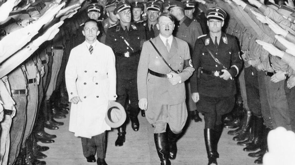 Opinion: Hitler’s Clampdown on Free Speech and Its Lessons for Trump ...