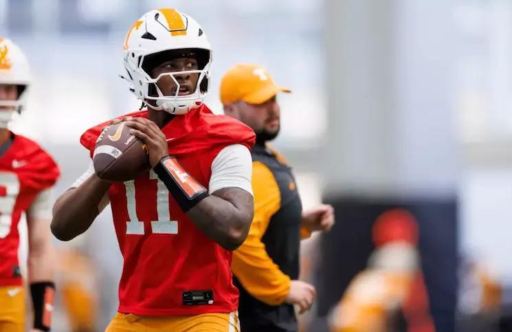 ESPN Names Vols' QB Faizon Brandon One of the Top Three Freshmen to ...