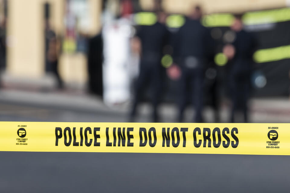 Fender-bender ends with one driver shooting the other’s car, Long Beach ...
