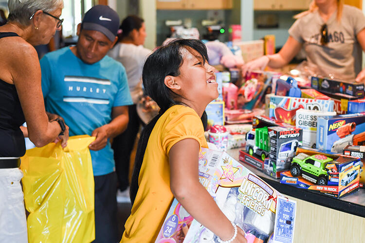 The magic of giving - NewsBreak