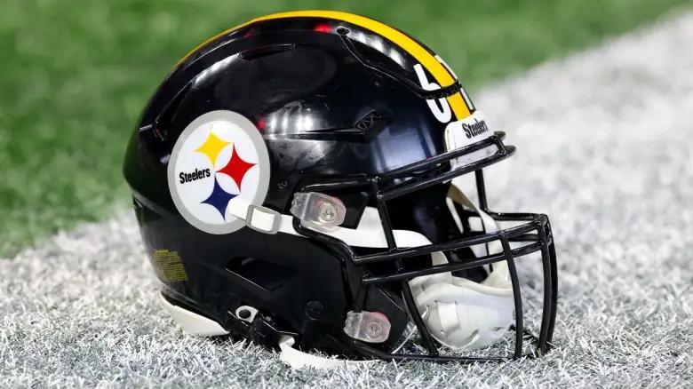 Pittsburgh Steelers Predicted to Make Head-Scratching QB Move in 2025 ...