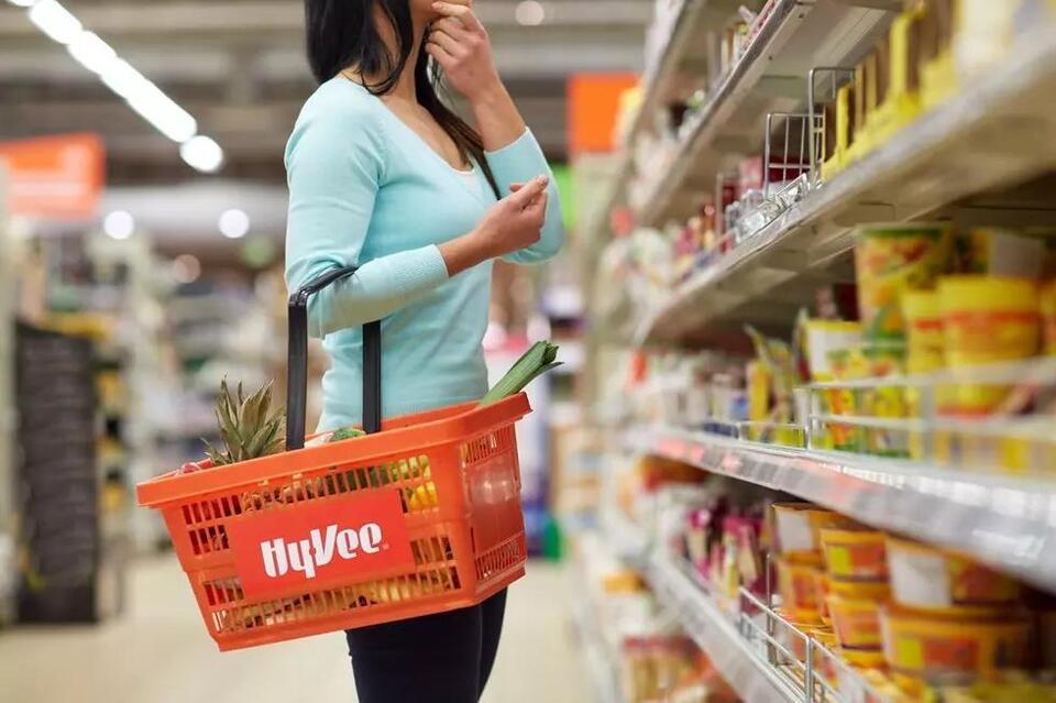 Hy-Vee to Remove Popular Products from Minnesota Shelves in 2025: What ...