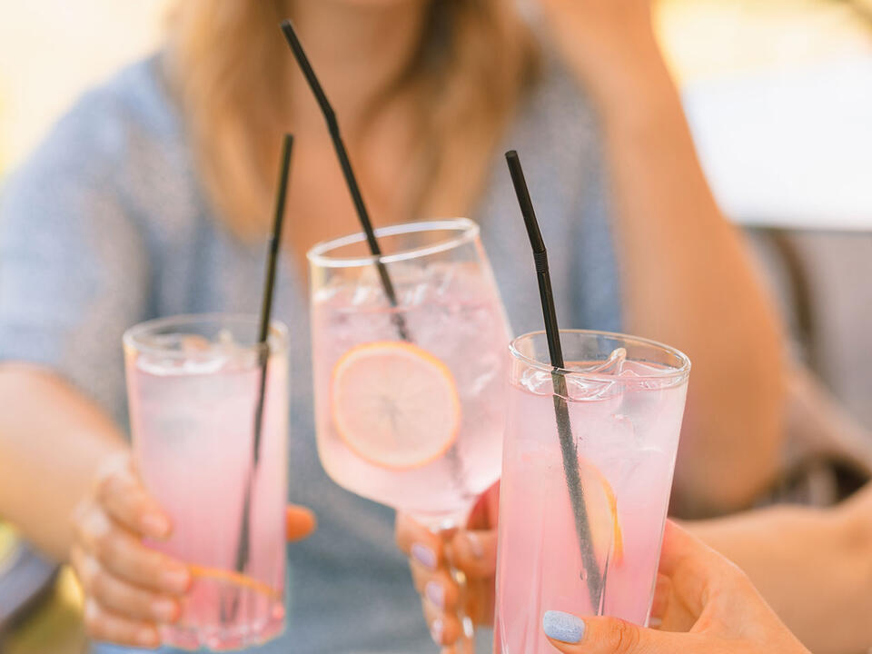 Soda & Lemonade Are Being Pulled From Restaurants Across The Country ...