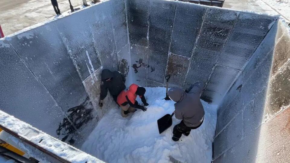 Snow block building complete ahead of Breckenridge International Snow ...