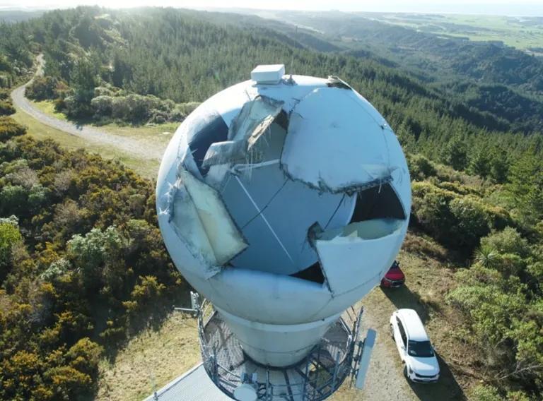 Strong lightning strike destroys New Zealand radar - NewsBreak