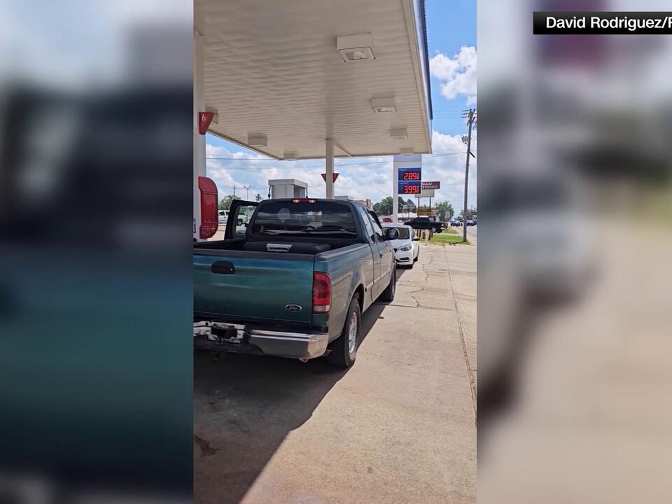 Arkansas grocery store mass shooting: Cell phone video captures chaotic ...