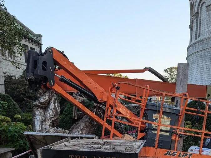 St. Louis man facing charges after using construction equipment to ...