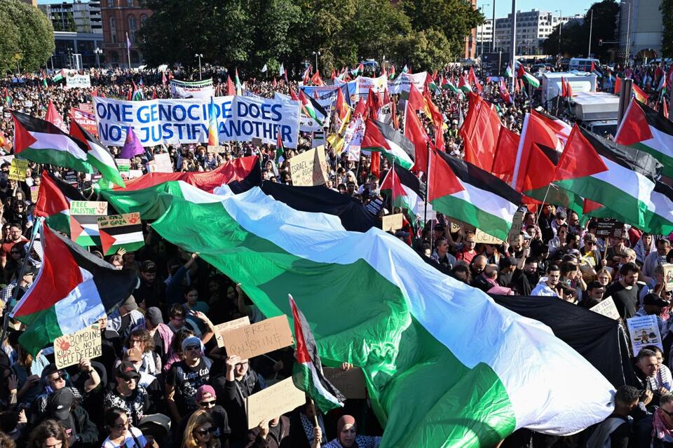 50,000 people join Berlin demonstration against Gaza war - NewsBreak