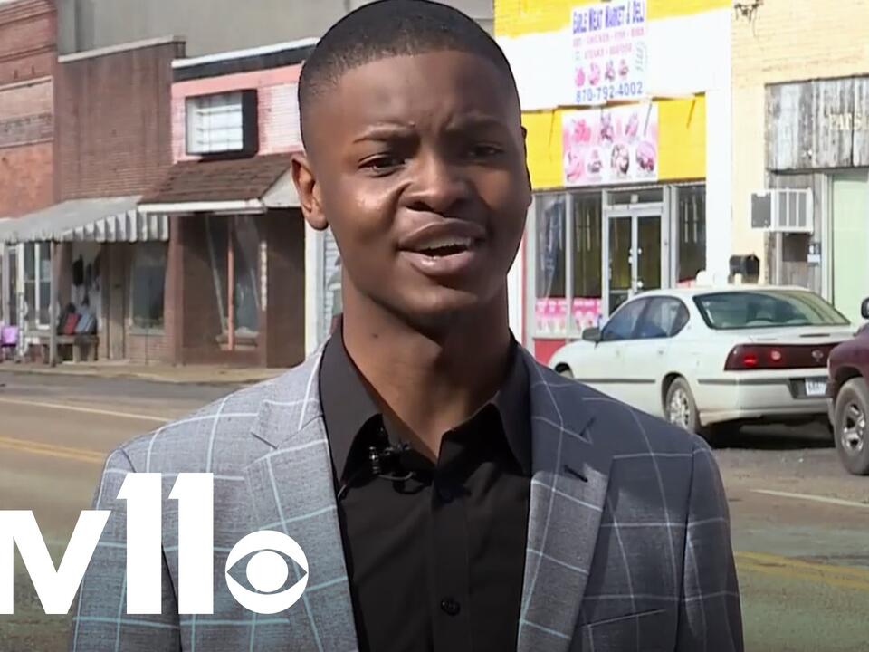 Youngest mayor in America working to improve small Arkansas town