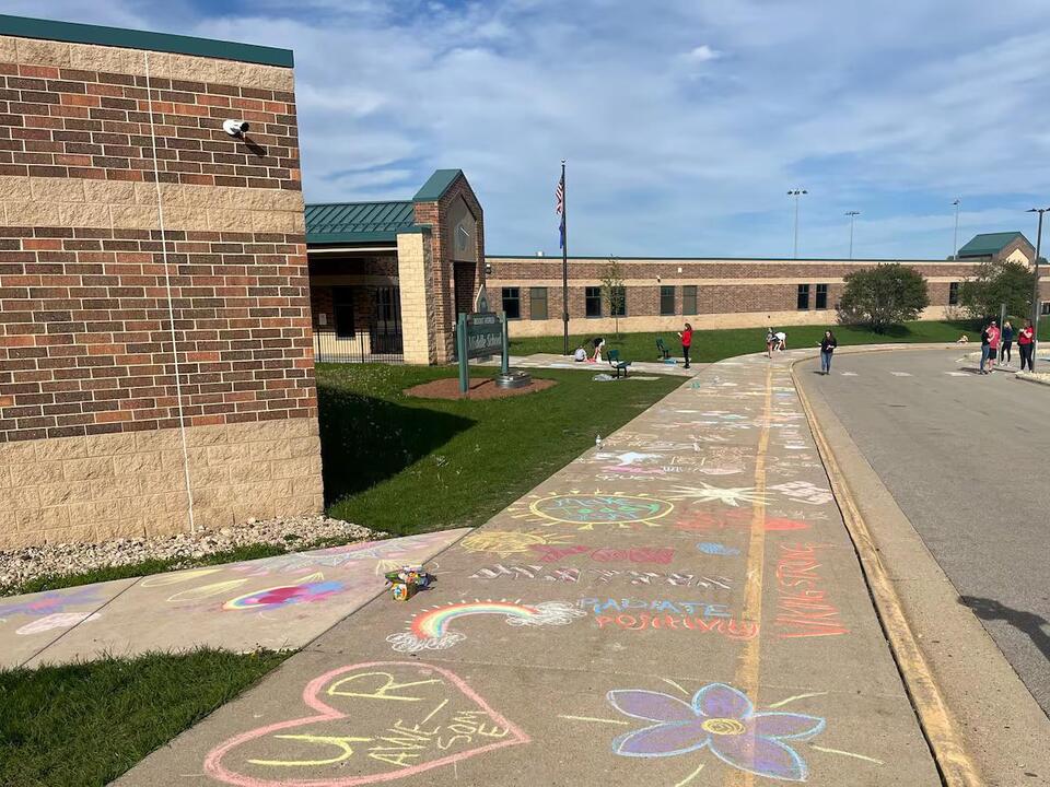 Mount Horeb students prepare to return to school after attempted shooting