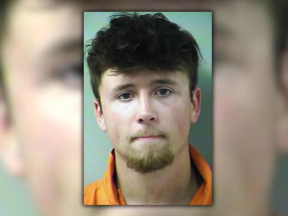 19-year-old charged with beating child with belt in Okaloosa County