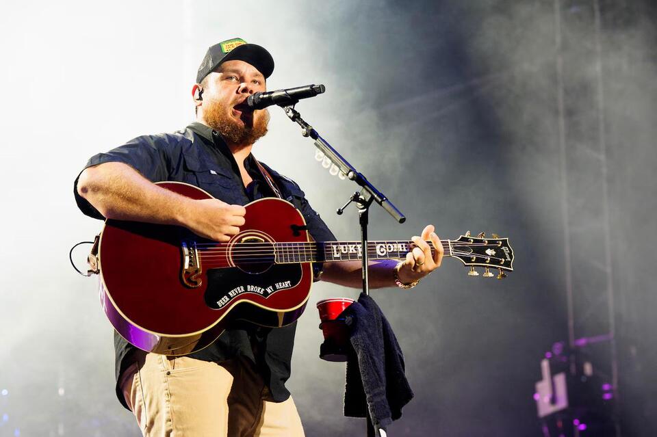 Luke Combs makes major life announcement after taking year off from ...