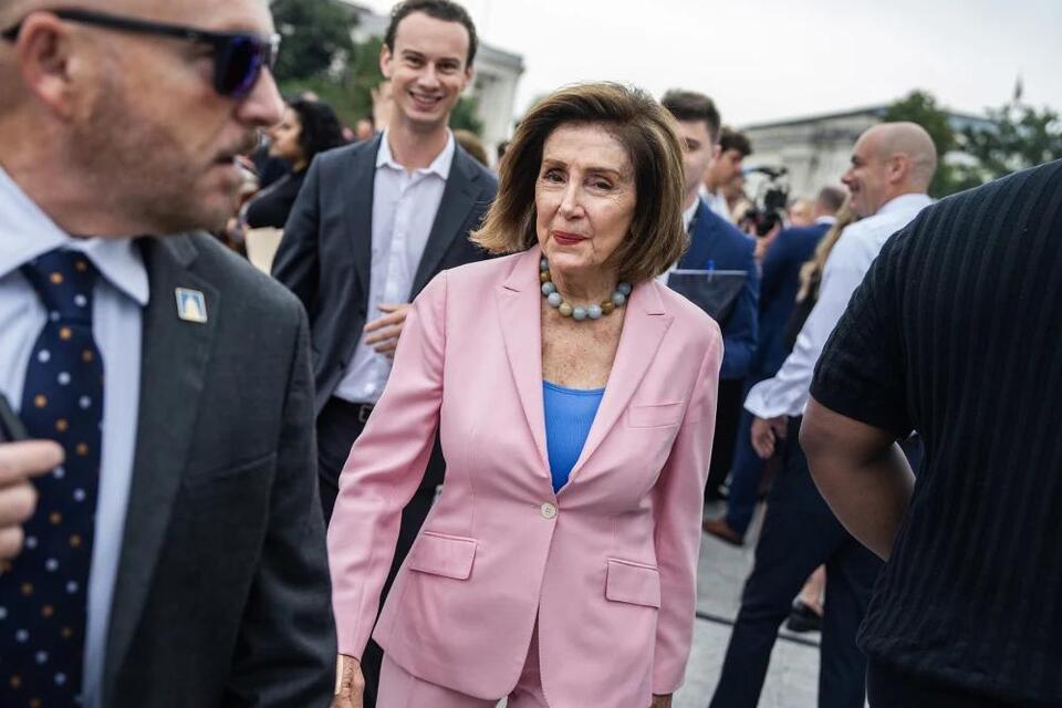 Democrats brace for Nancy Pelosi's possible retirement - NewsBreak