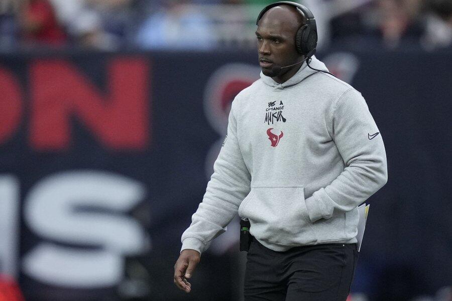 Houston Texans sack Josh Allen eight times, baffle Buffalo Bills ...