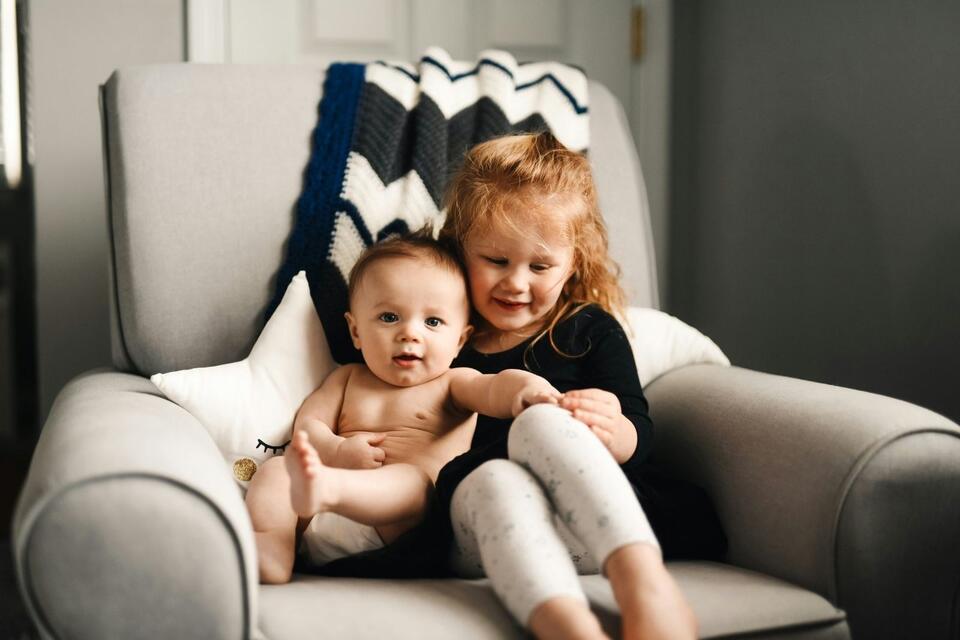 There are 100 Boy and Girl Names Going Extinct - NewsBreak