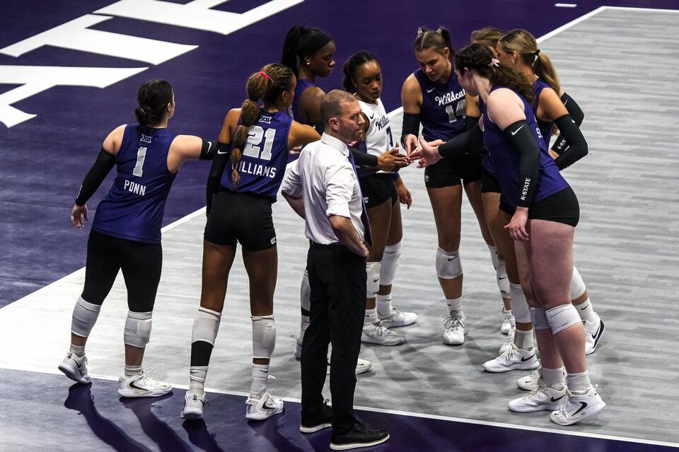 K-State announces extension for volleyball coach Jason Mansfield ...
