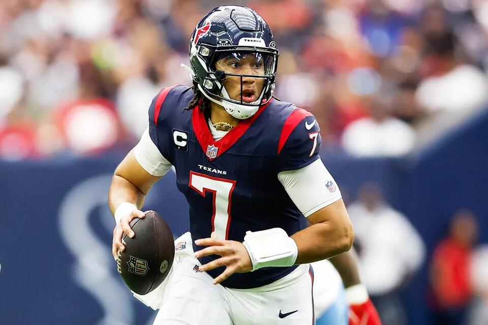 What Time Do The NFL Christmas Football Games Start on Netflix ...