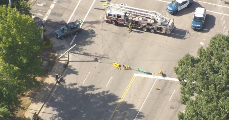 Section of Falls of Neuse Road reopens after crash brought down ...