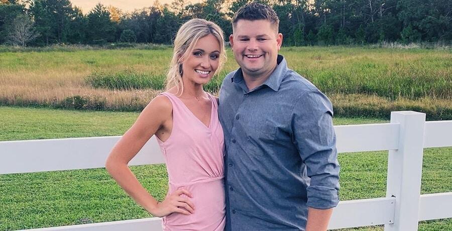 Esther Bates Shocks Fans In Latest Pregnancy Update - NewsBreak