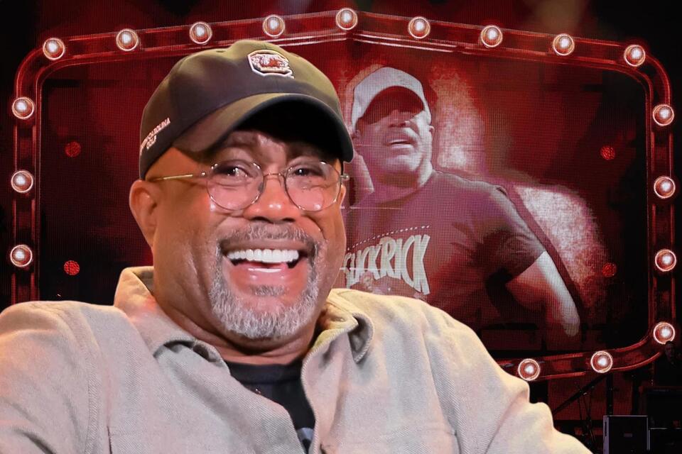 Darius Rucker’s Trainer Motivates Him By Making Fun of His Legs ...