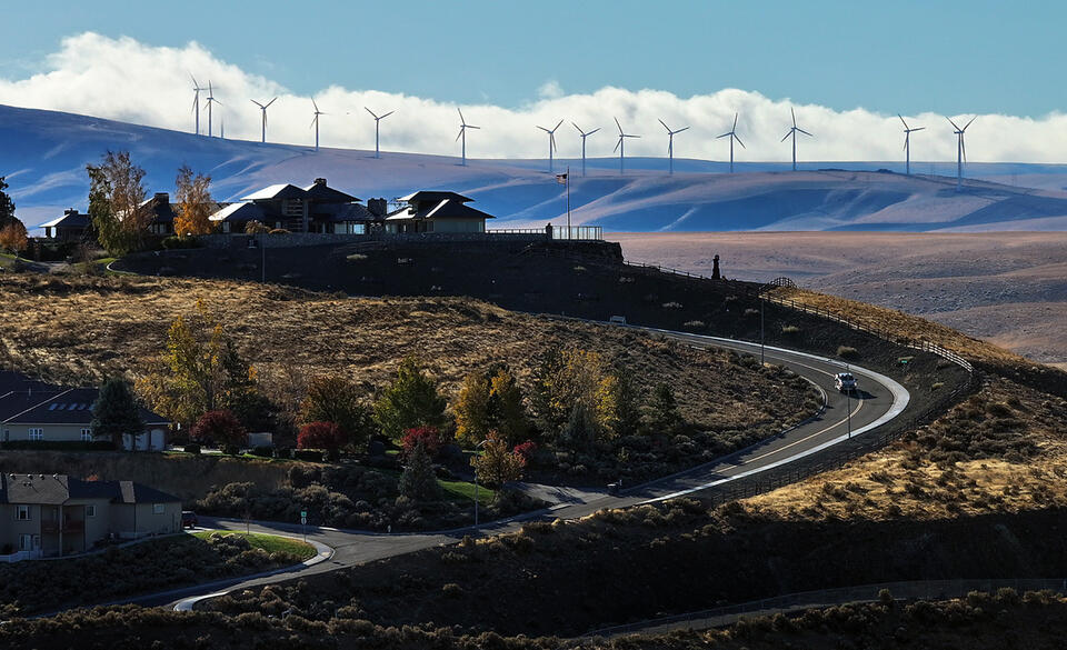 WA Supreme Court weighs if huge wind farm by Tri-Cities lawfully ...