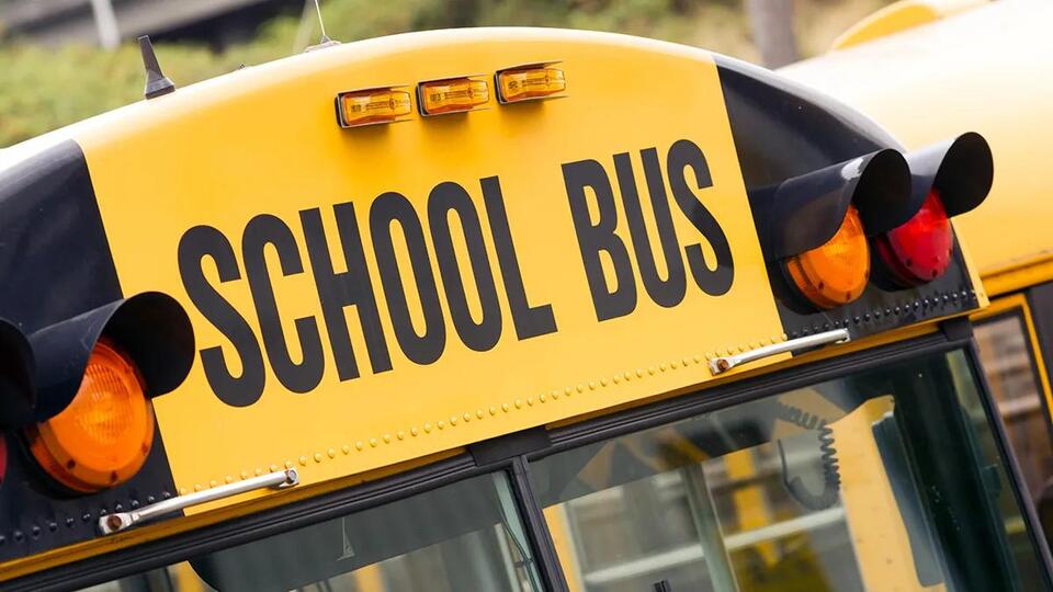 2 students hurt, truck driver dies in Calvert County school bus crash ...