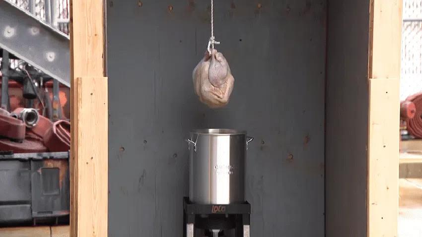 Here's why you should never deep fry a frozen turkey - NewsBreak