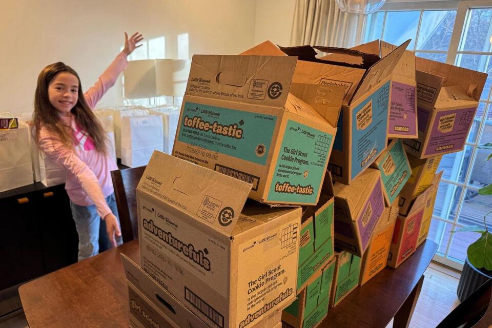 Denville student sings her way to Girl Scout cookie success - NewsBreak
