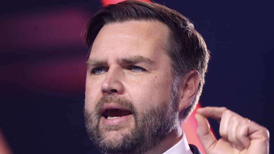 JD Vance, ‘I Think Tim Walz Should Resign, I Almost Feel Bad for the ...